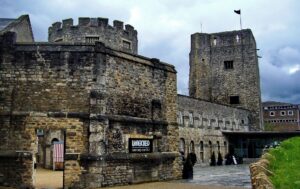 Oxford Castle - Britain's Castles