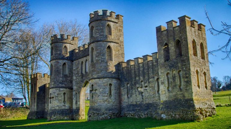 Castles in Somerset - 7 Amazing Castles in Somerset - Britain's Castles