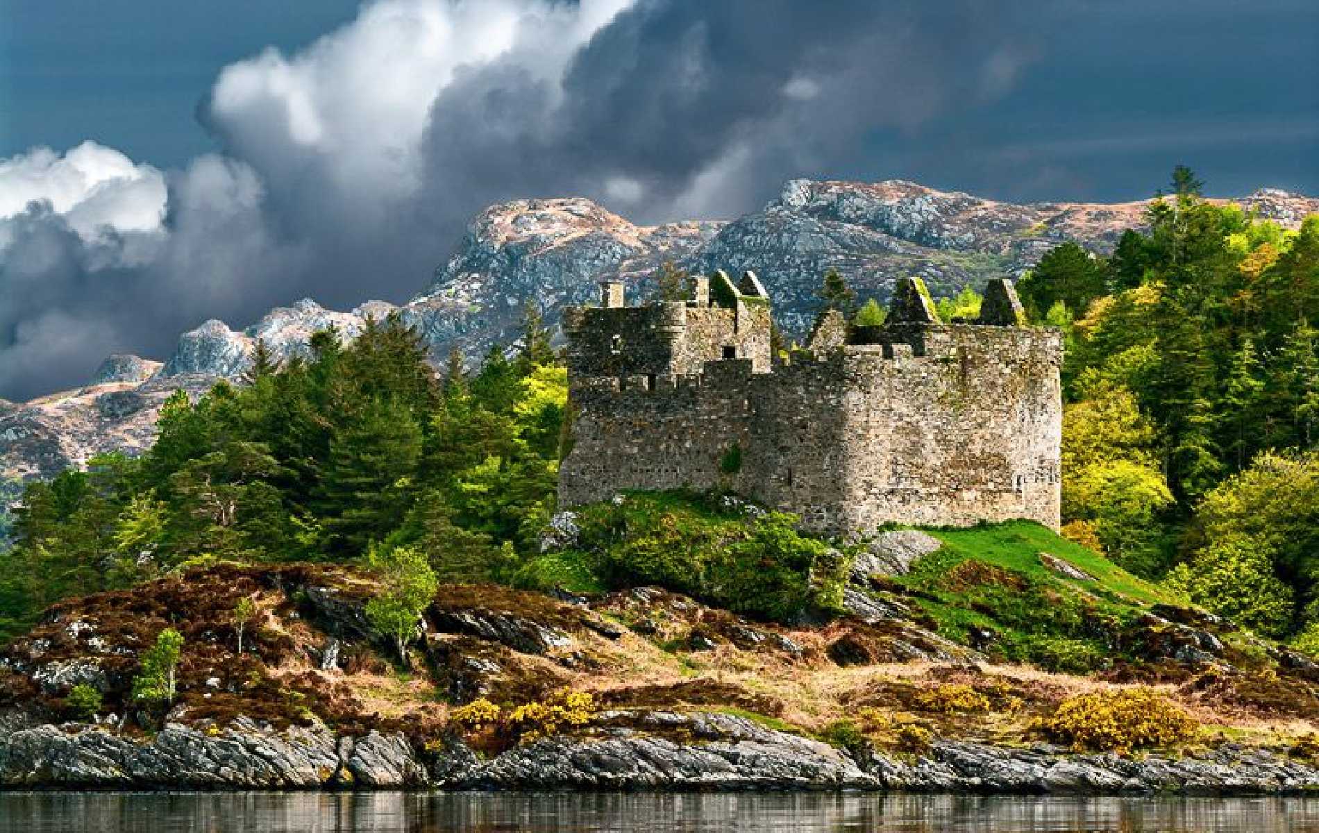 Castles near Inverness - Britain's Castles