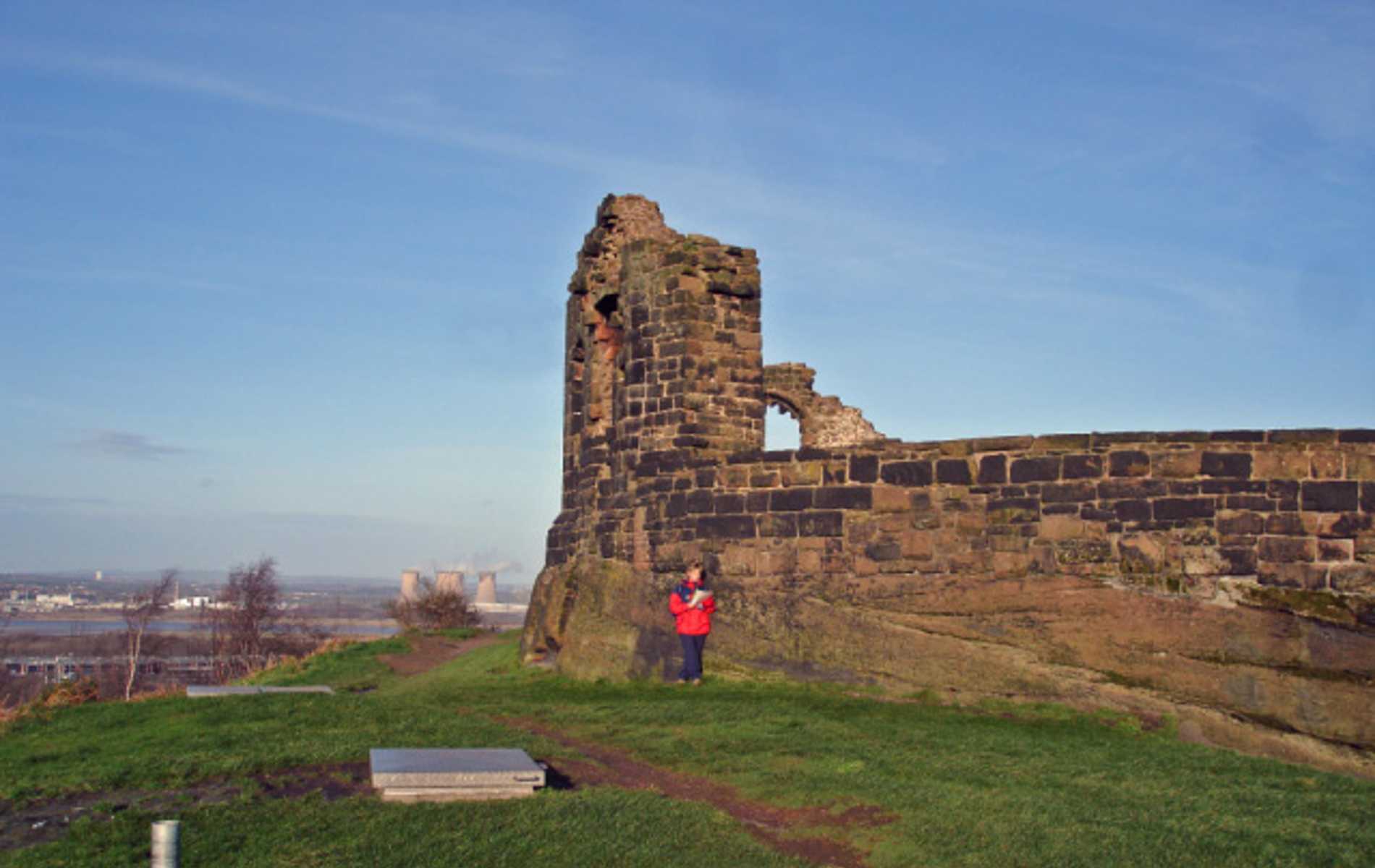 Castles near Liverpool - Britain's Castles