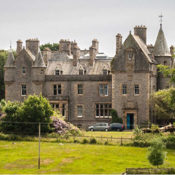 Guthrie Castle - Britain's Castles